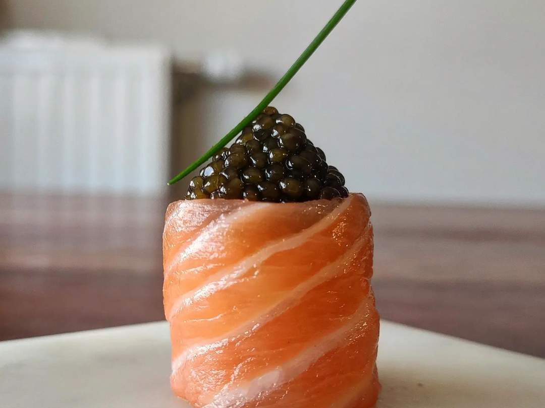 Tobiko vs. Masago - What's the Difference? – CaviarHub